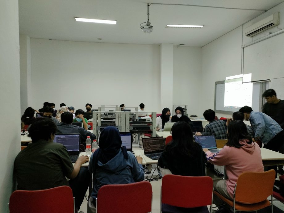 Tabel Data Informatika